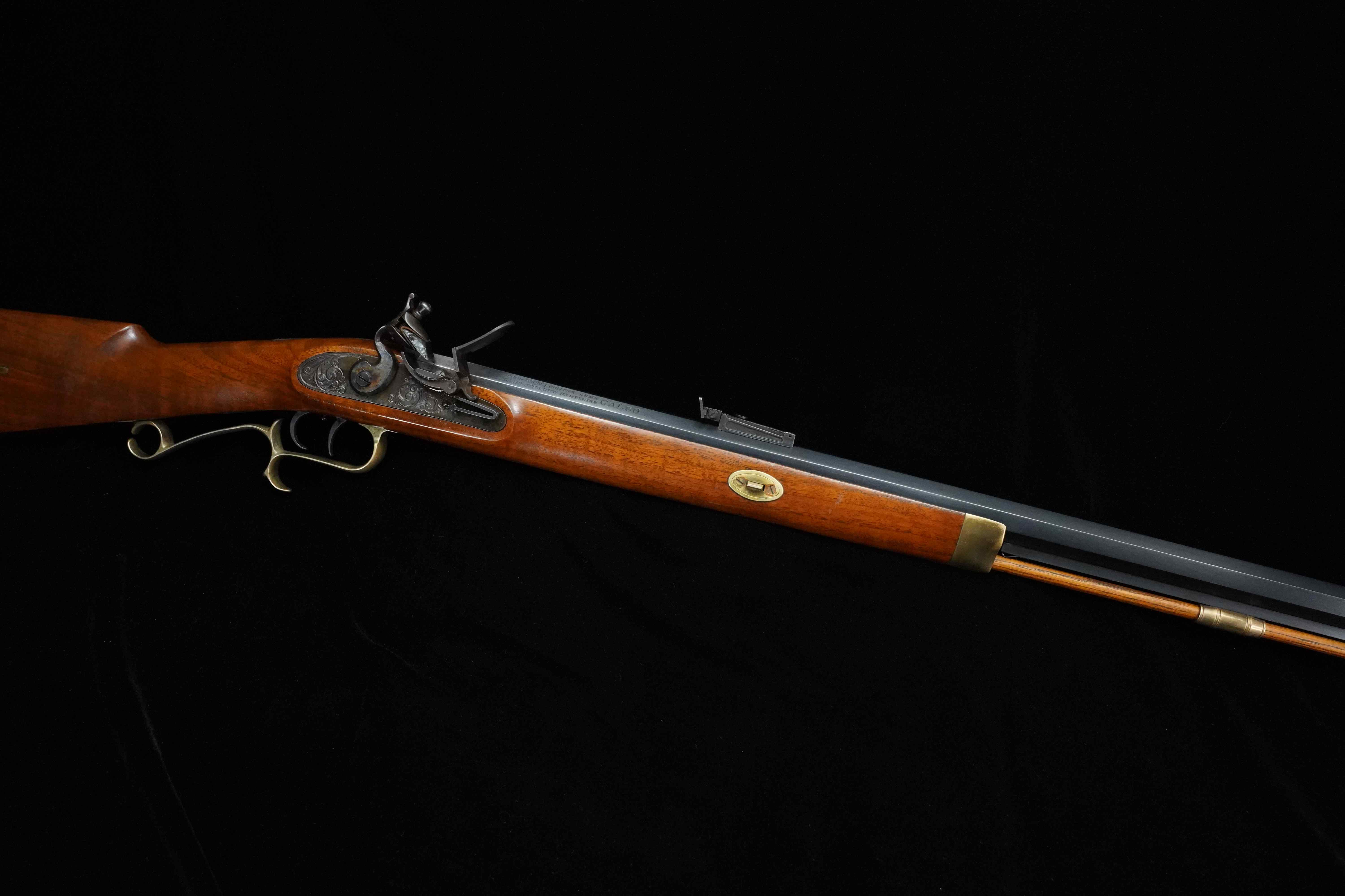 Thompson Center (TC-T/C) Hawken Flintlock 50 BPM 28" Blued Hawken ...
