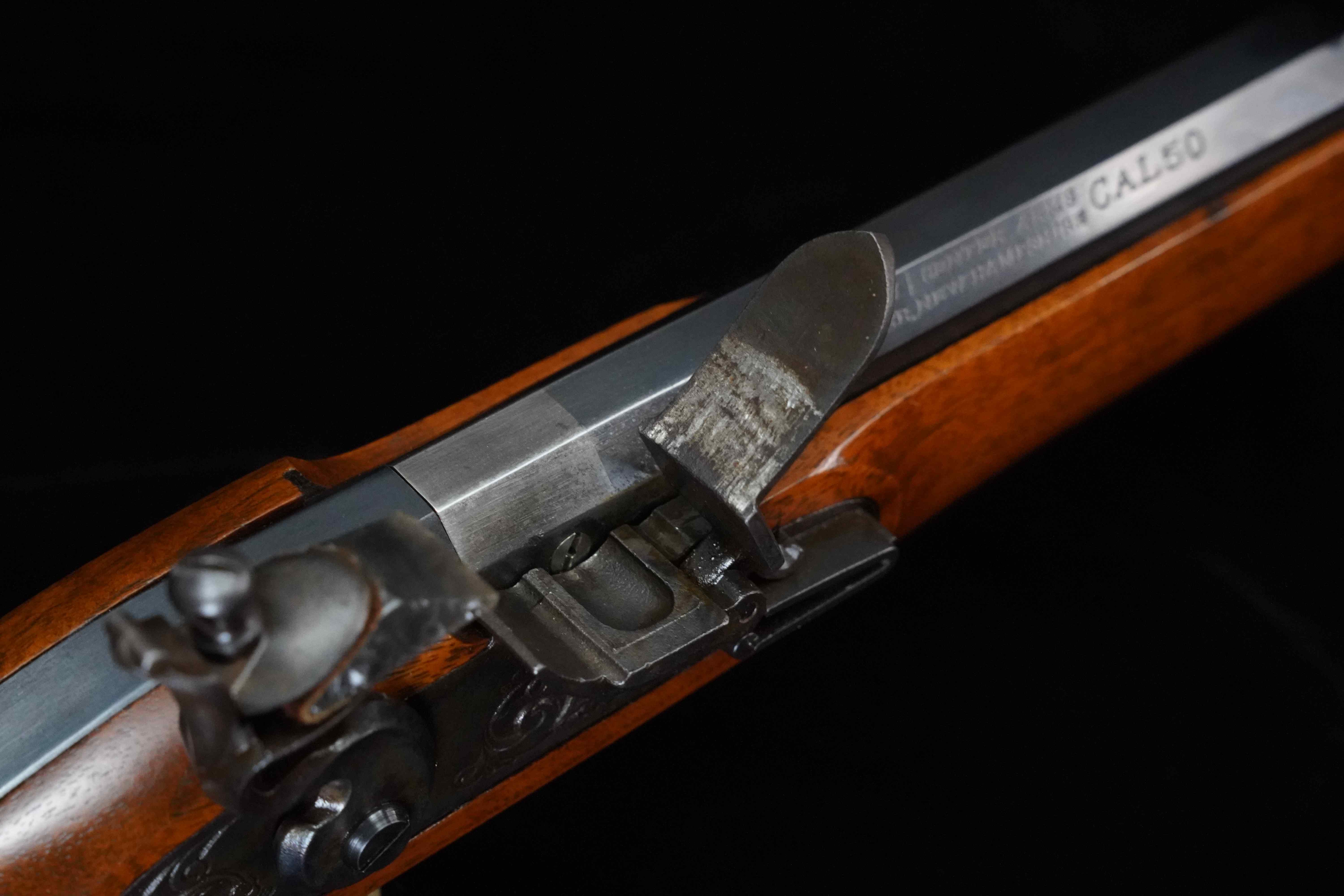 Thompson Center (TC-T/C) Hawken Flintlock 50 BPM 28" Blued Hawken ...