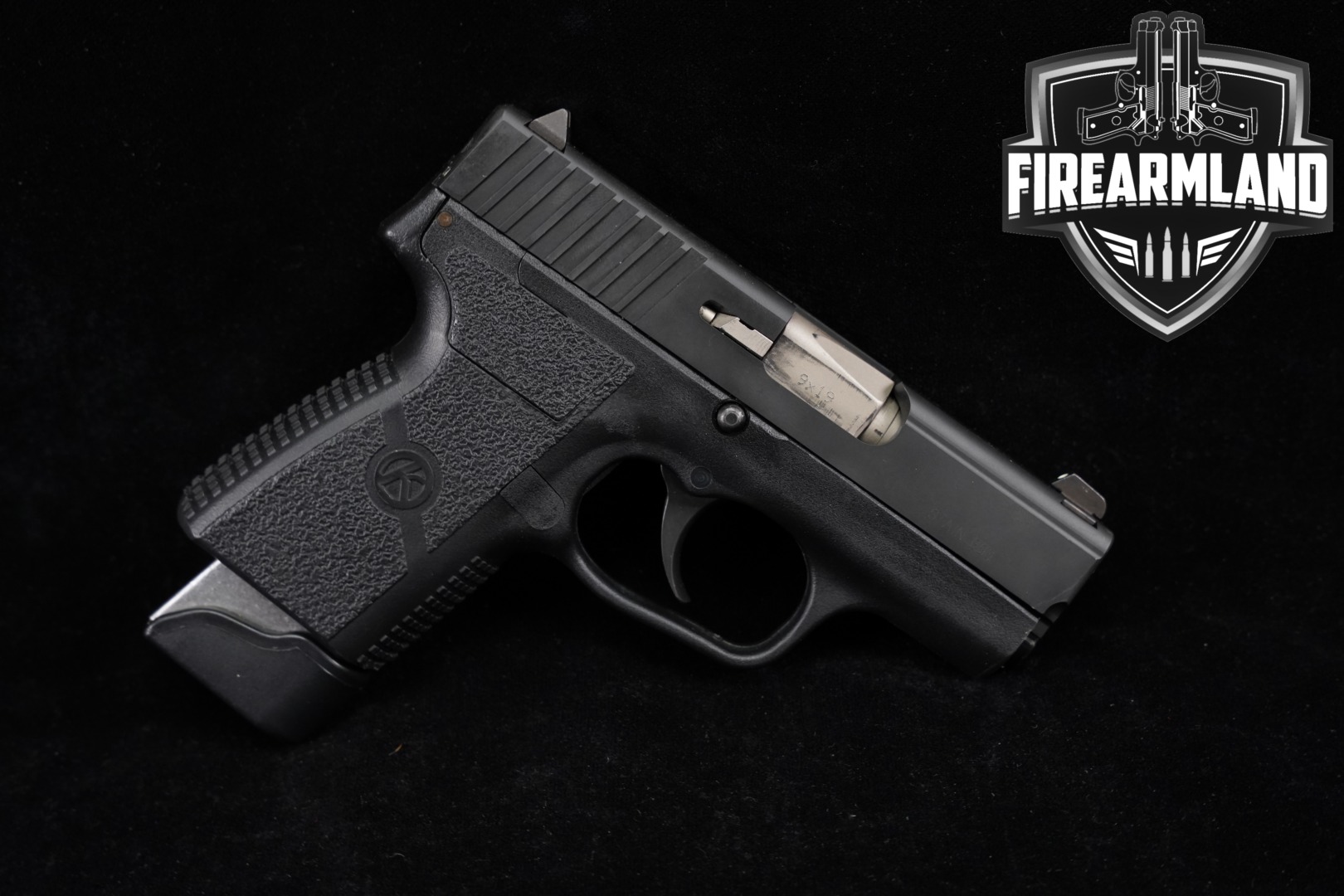 Kahr Arms PM9 9mm 3.1" PM-9 +2 MAGS & ORIG CASE - Semi Auto Pistols at ...